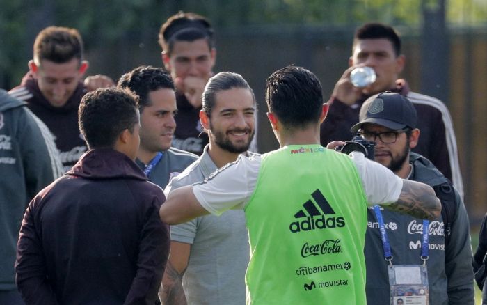 Maluma visita a la Selección Nacional en su primer | BajaPress